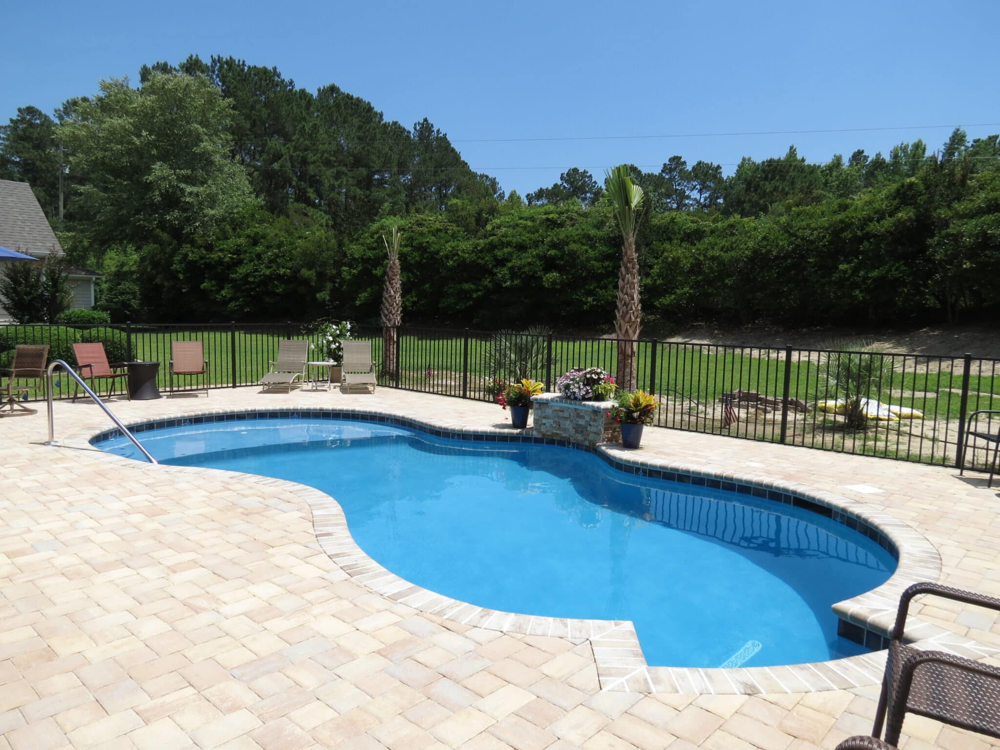 Custom Gunite Swimming Pools | Sunco Pools & Spas | South Carolina